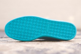 Puma Suede Mid Classic "Bluebird" - SneakerNews.com