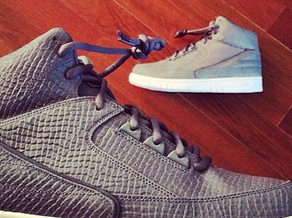 Nike Air Python "Cool Grey" - SneakerNews.com