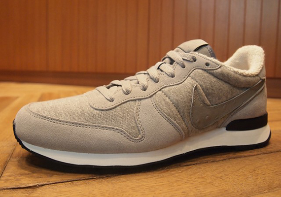 Loopwheeler x Nike Internationalist - SneakerNews.com