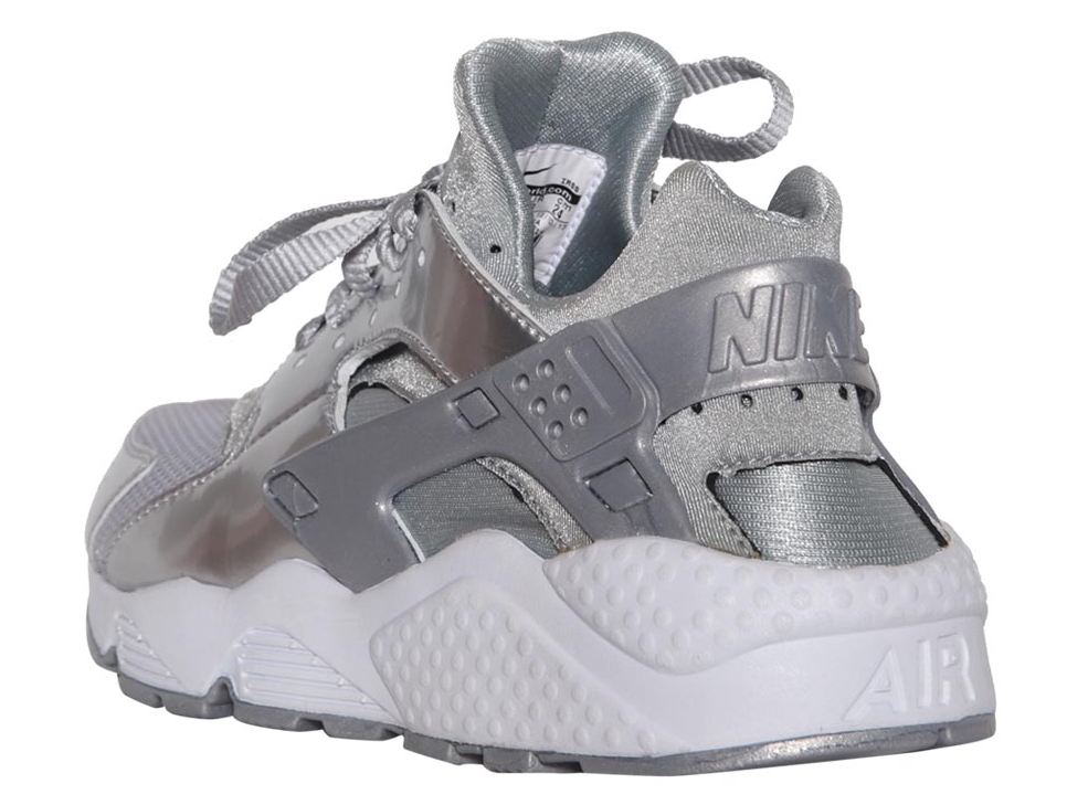 Nike Air Huarache "Metallic Silver" - SneakerNews.com