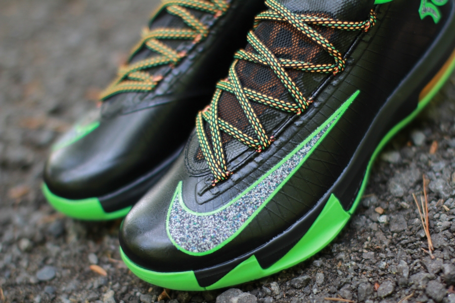 Nike KD 6 "Night Vision" - Arriving at Retailers - SneakerNews.com
