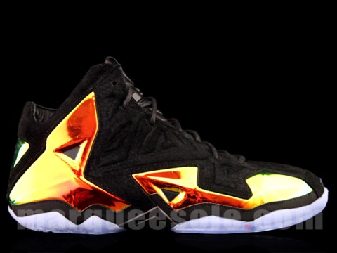 Is The "King's Crown" The Best Nike LeBron EXT Yet? - SneakerNews.com