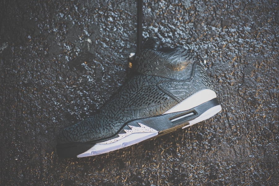 Air Jordan 3Lab5 "Black/Metallic" - Arriving at Retailers - SneakerNews.com