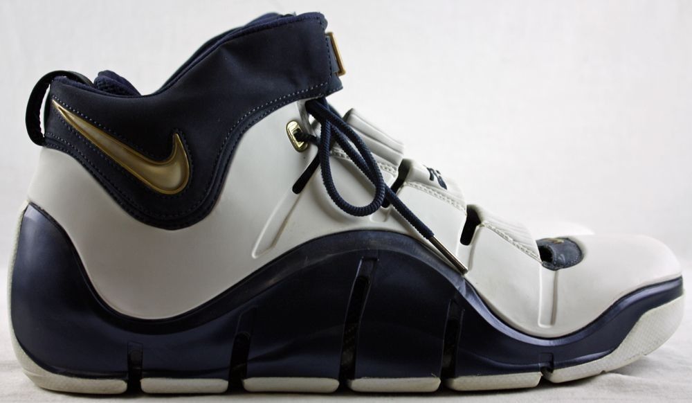 Nike LeBron 4 "White/Navy" - Game Worn PE on eBay - SneakerNews.com
