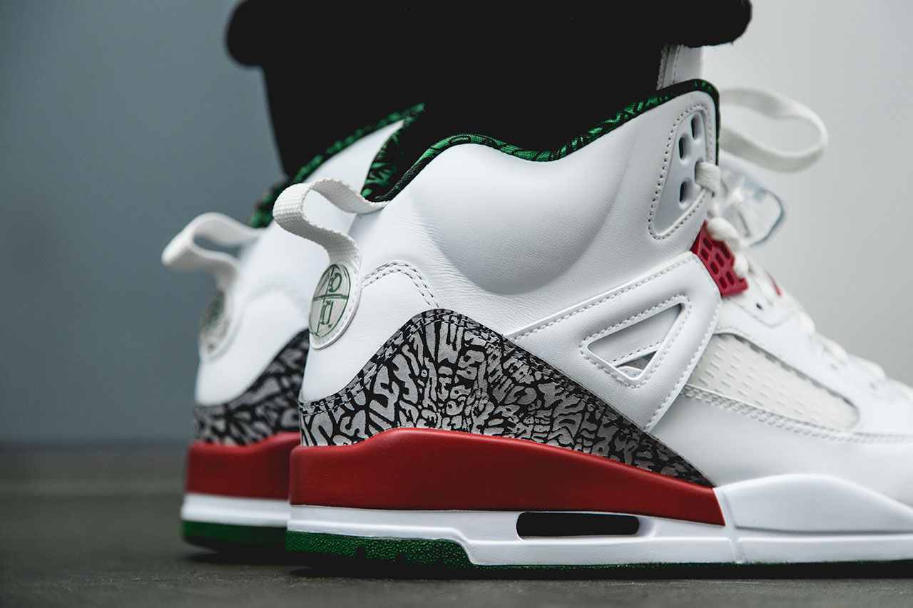Jordan Spiz'ike "OG" - Release Reminder - SneakerNews.com