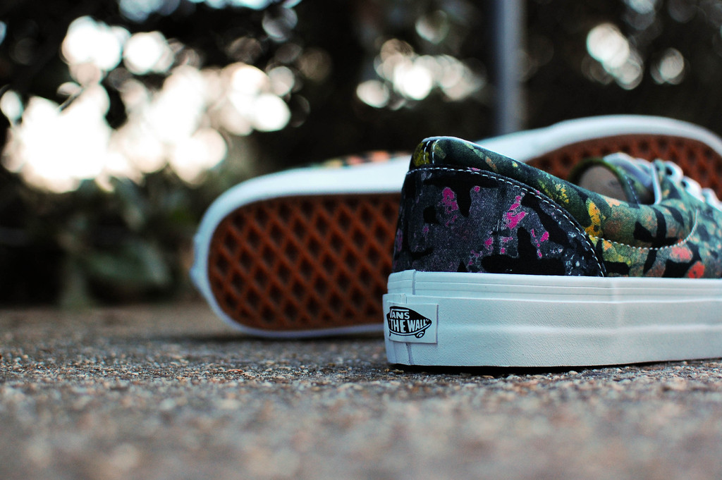 Della x Vans Era - SneakerNews.com