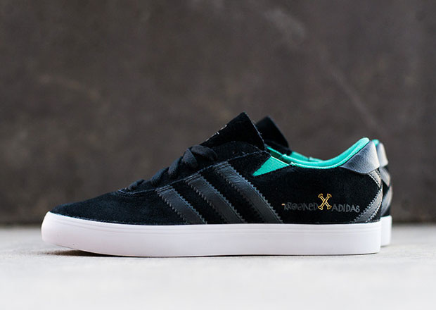 Krooked x adidas Skateboarding Gonz Pro - SneakerNews.com