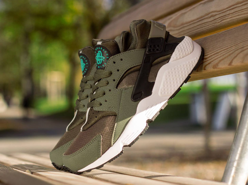 Nike Air Huarache "Iron Green" - SneakerNews.com