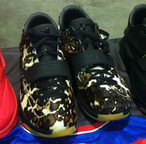 Nike KD 7 "Black/Gum", "Pony Hair", And More PEs at OK Soles - SneakerNews.com