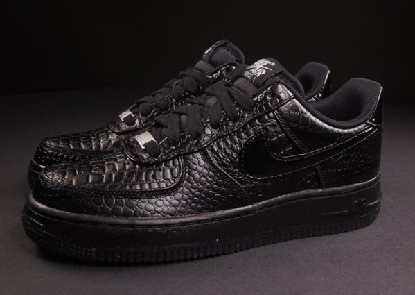 Nike Women's Air Force 1 "Croc" Pack - Available - SneakerNews.com