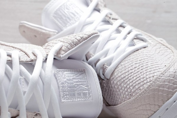 A Detailed Look at the Nike Air Python SP Releases For November ...