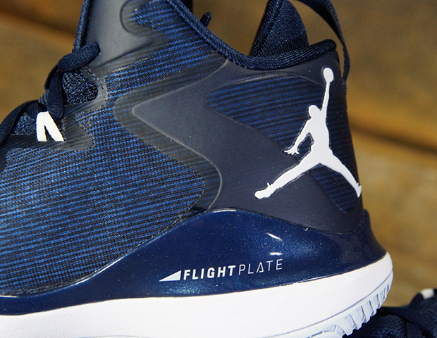 Jordan Super.Fly 3 "Midnight Navy" - SneakerNews.com