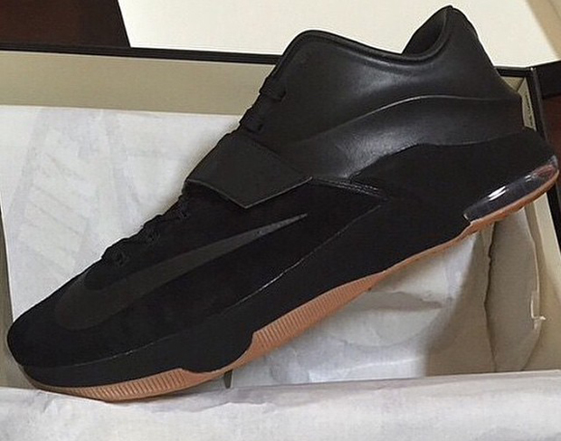 Nike KD 7 EXT "Black/Gum" - SneakerNews.com