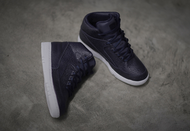Nike Air Python "Obsidian" - SneakerNews.com