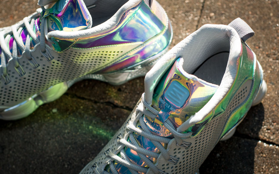 Nike Shox TL Mid SP "Iridescent" - SneakerNews.com