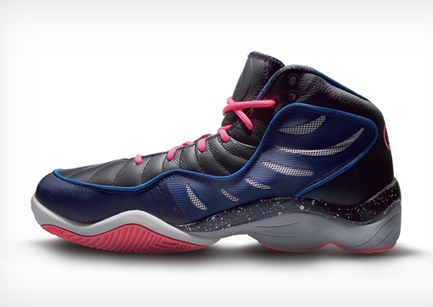 Reebok Answer 14 "Christmas" and More - SneakerNews.com