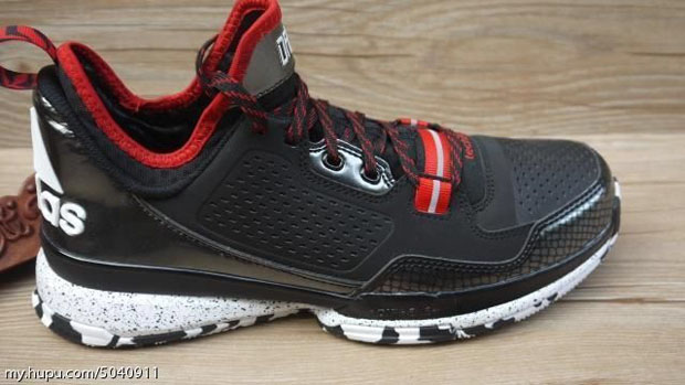 A Closer Look at the adidas D Lillard 1 - SneakerNews.com