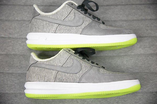 Loopwheeler x Nike Lunar Force 1 Low - SneakerNews.com