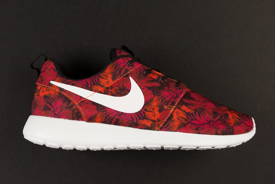 Nike Roshe Run GPX "Red Floral" - SneakerNews.com