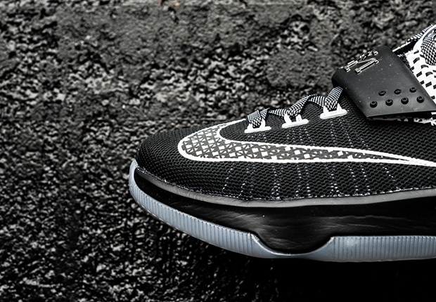 Nike KD 7 "BHM" - Release Reminder - SneakerNews.com
