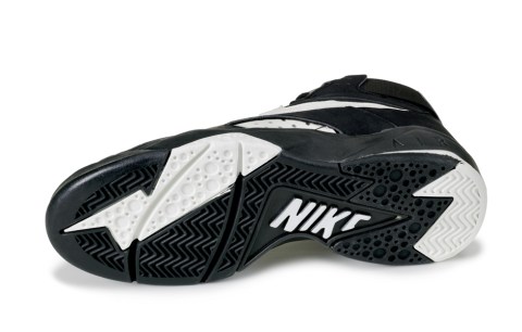 Nike Basketball Details The History of Outsole Traction - SneakerNews.com