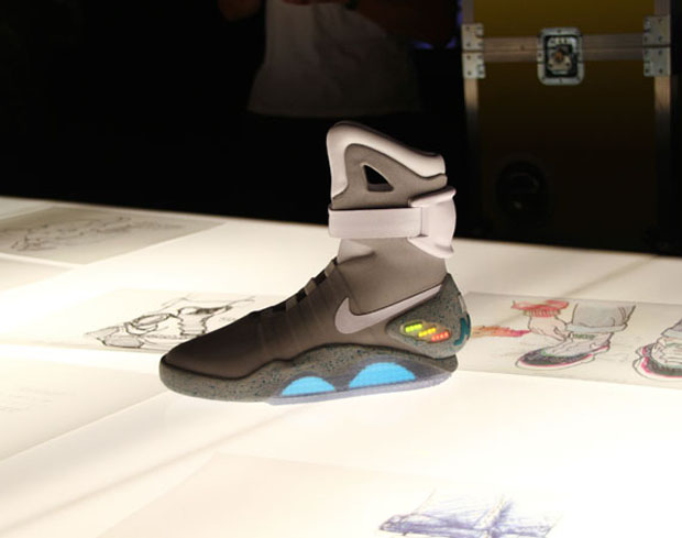 Nike Mag 2015 Release | SneakerNews.com