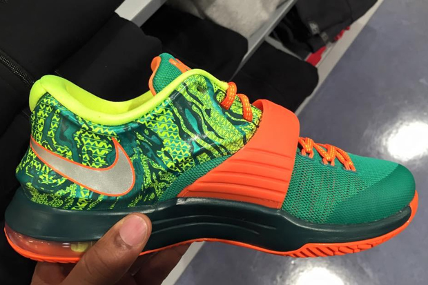 Nike KD 7 Weatherman 653996-303 Release Info | SneakerNews.com
