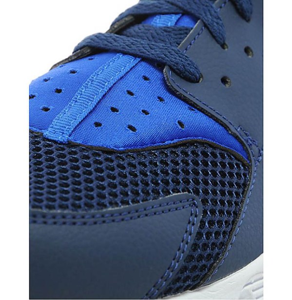 Nike Air Huarache "Two-Tone Blue" - SneakerNews.com