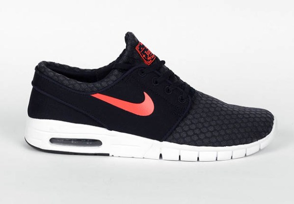 New Mesh Materials on the Nike Stefan Janoski Max - SneakerNews.com