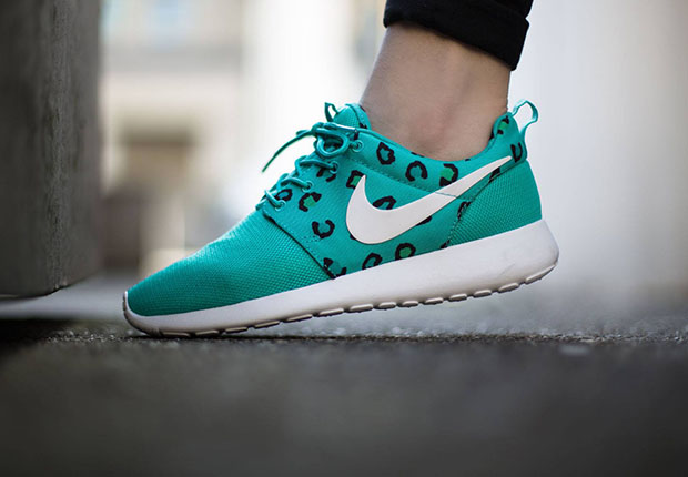 The Women's Nike Roshe Run in Leopard Print And Teal - SneakerNews.com
