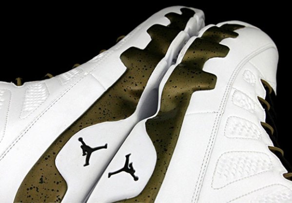 Air Jordan 9 "The Statue" - SneakerNews.com