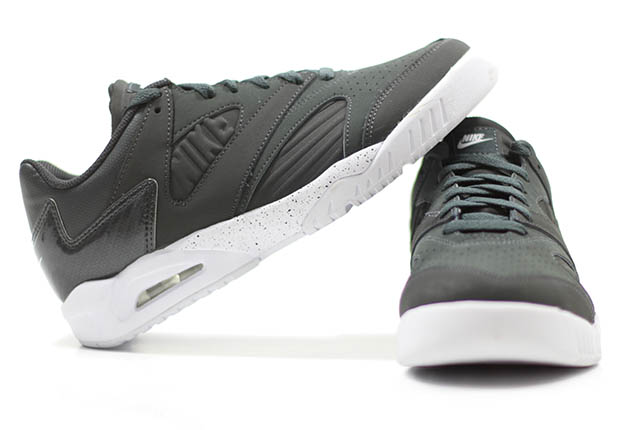 A Closer Look at the Nike Air Tech Challenge IV Low - SneakerNews.com
