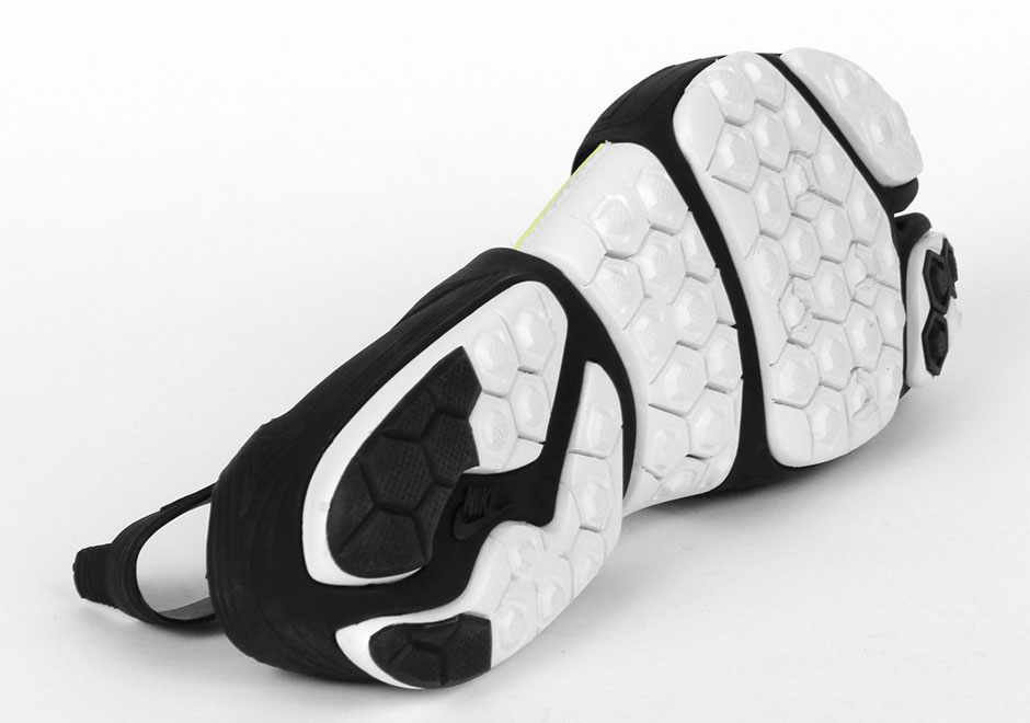Nike Reinvents A Classic With The Free Rift - SneakerNews.com