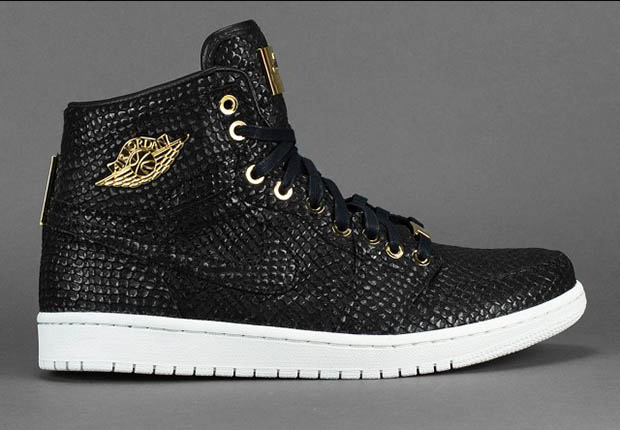 Incredible Packaging on the 24k Gold Air Jordan 1 "Pinnacle ...