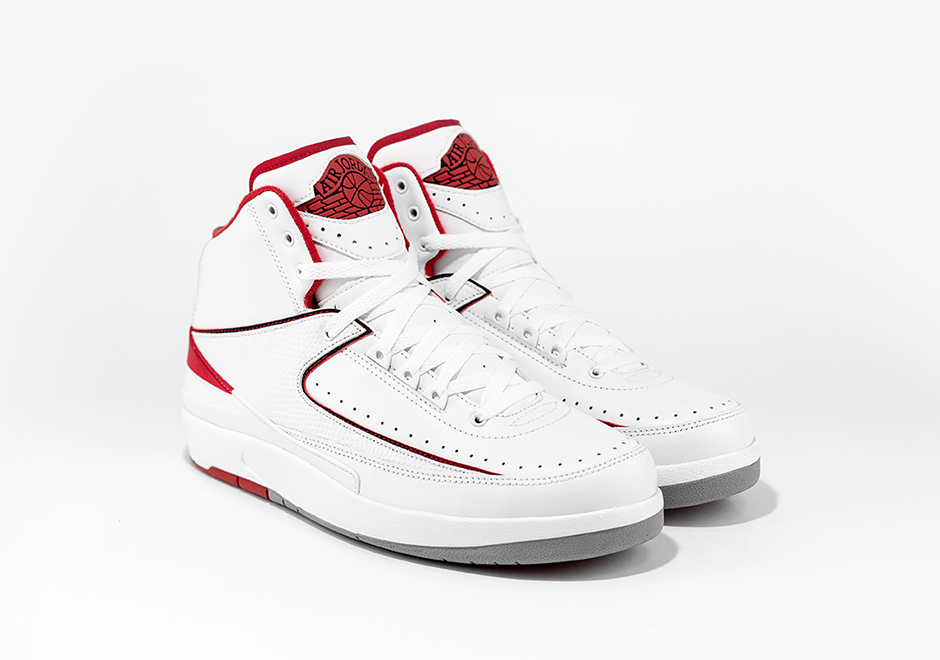 Jordan 2 - Complete Guide And History | SneakerNews.com