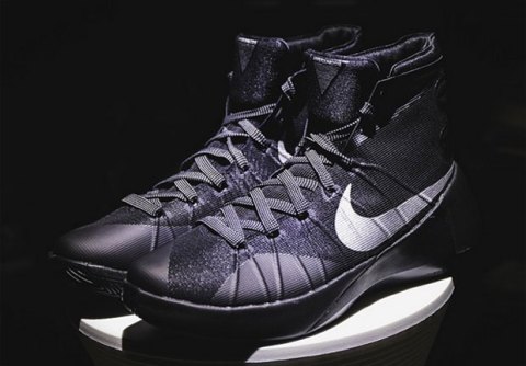 The Nike Hyperdunk 2015 Is Releasing Soon - SneakerNews.com
