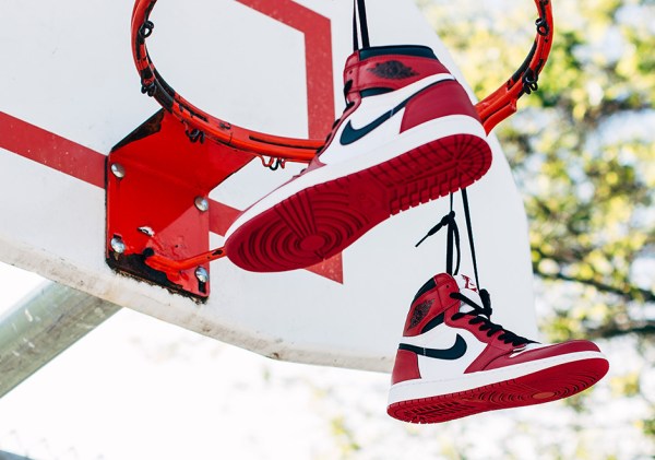 Air Jordan 1 Retro High OG "Chicago" Returns This Saturday ...