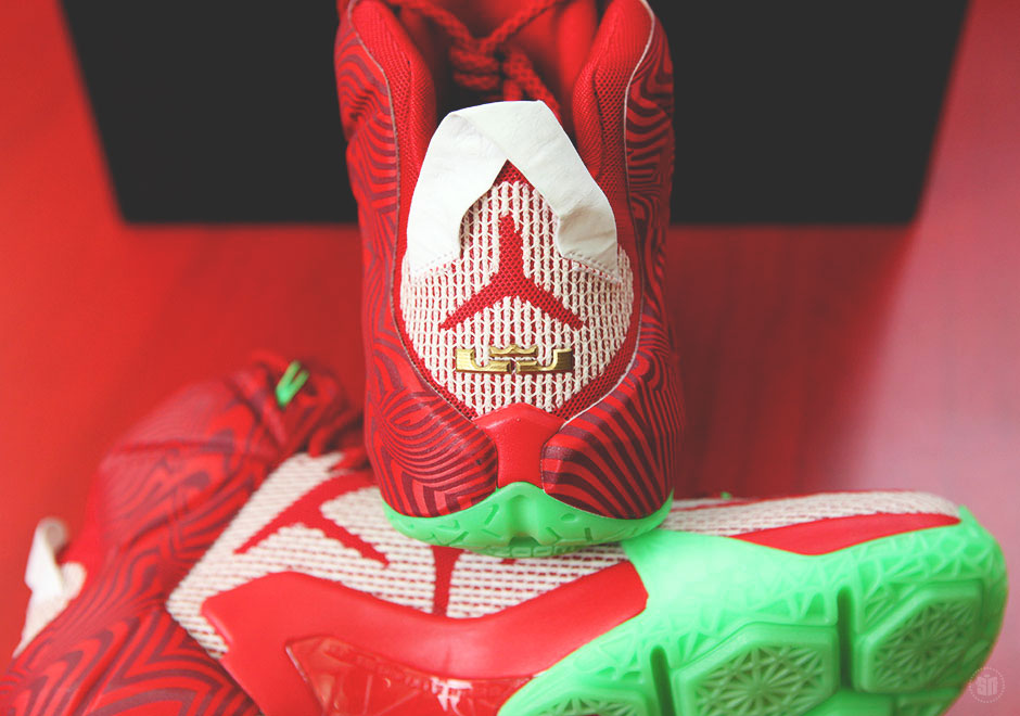 A Detailed Look At The Sprite LeBron's Mix Package - SneakerNews.com