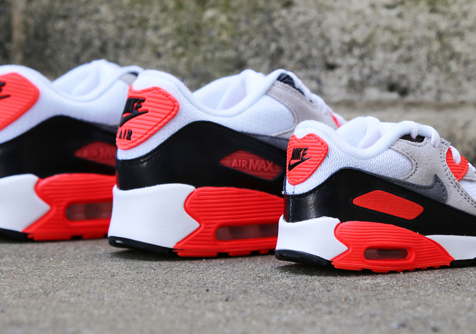 Nike Wants Your Entire Family Wearing These Classic "Infrared" Runners ...