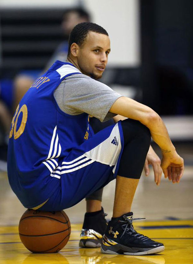 The Under Armour Curry Two On Steph Curry's Feet - SneakerNews.com