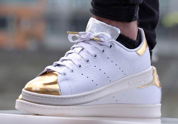 Gold-Toe adidas Stan Smiths Are Releasing Soon - SneakerNews.com