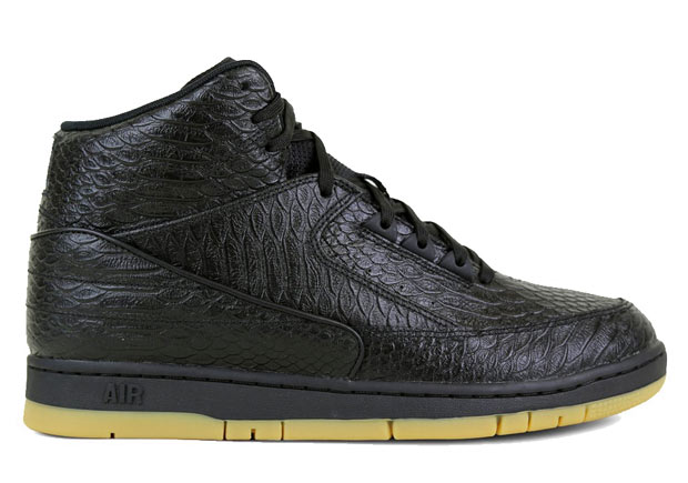 The Nike Air Python Arrives in “Black/Gum” - SneakerNews.com
