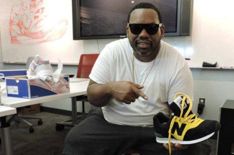 Raekwon Designs A "Killa Bees" Colorway Of New Balance 574 ...