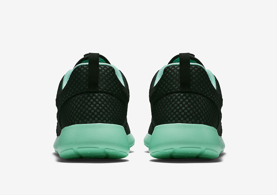 Nike Roshe Run Premium "Green Glow" - SneakerNews.com