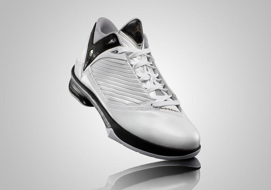 Jordan 2009 - Complete Guide And History | SneakerNews.com