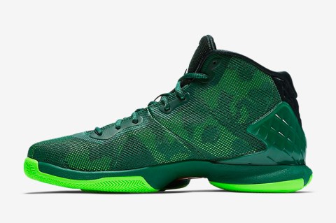 No Surprise That These Jordans Come In "Oregon" Colors - SneakerNews.com