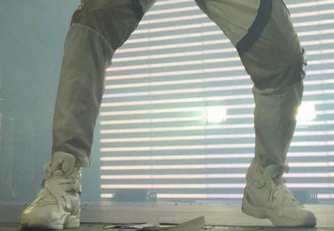 Drake Takes The OVO Fest Stage With Air Jordan 8 PE - SneakerNews.com