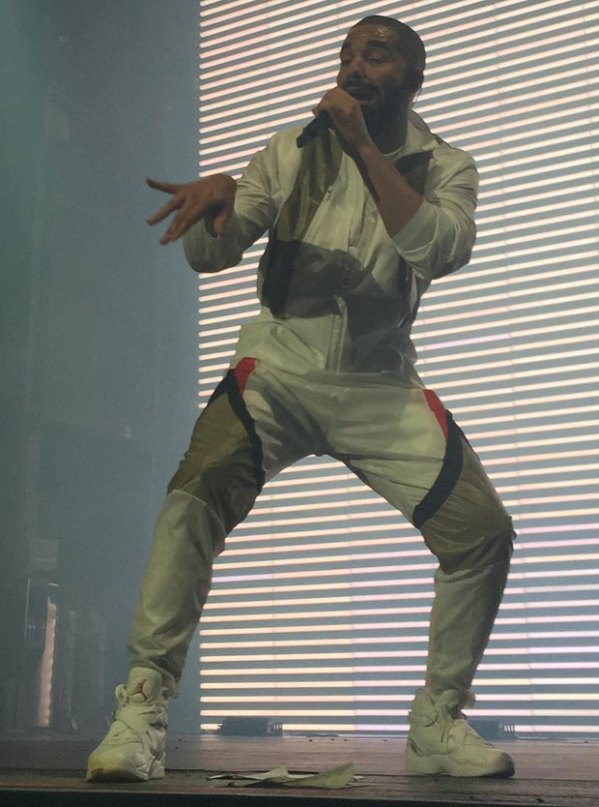 Drake Takes The OVO Fest Stage With Air Jordan 8 PE - SneakerNews.com