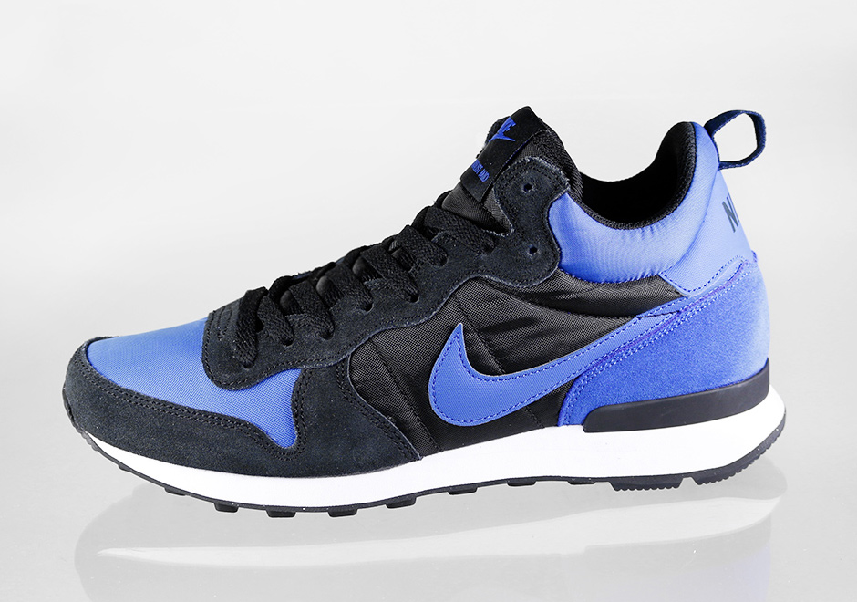 The Famed "Royal" Is Back On Another Nike Sneaker - SneakerNews.com