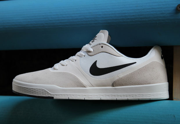 Nike Uses Multiple Soles For The P-Rod 9 - SneakerNews.com